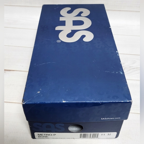 SAS | Shoes | New Sas Metro Womens Bone Patent Leather Loafer Size 1 ...